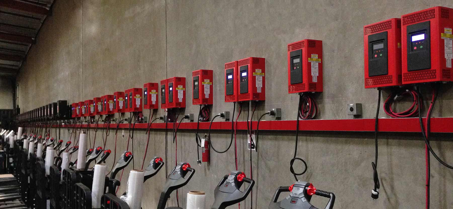 REVOLUTION Series Forklift Chargers | Raymond Handling Consultants
